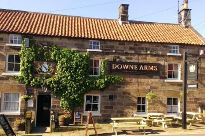 Castleton Accommodation - Hotels, B&B's and Self Catering on UK Tourism ...